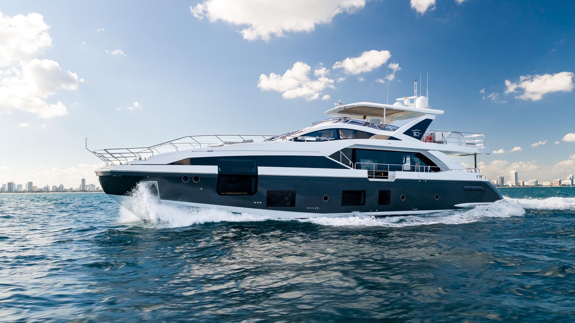 MAJESTIC MOMENTS yacht for sale (Azimut, 26.82m, 2019)